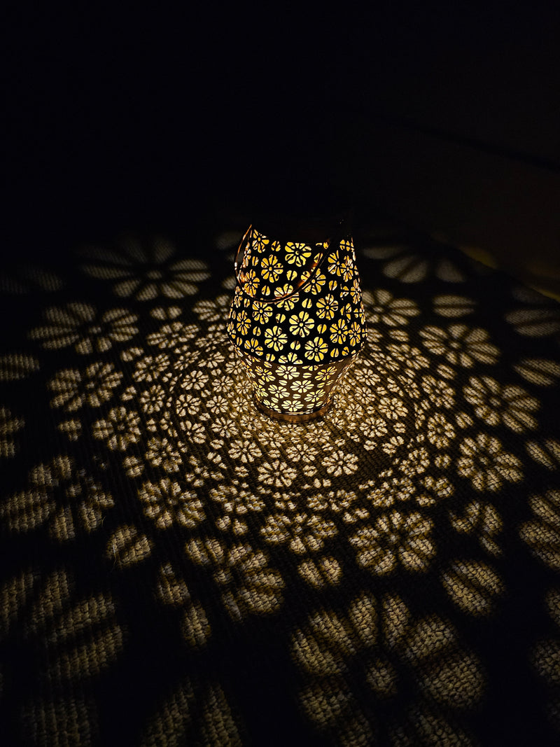 Buttercup Solar Lantern - SOLAR1 – The Lantern Man